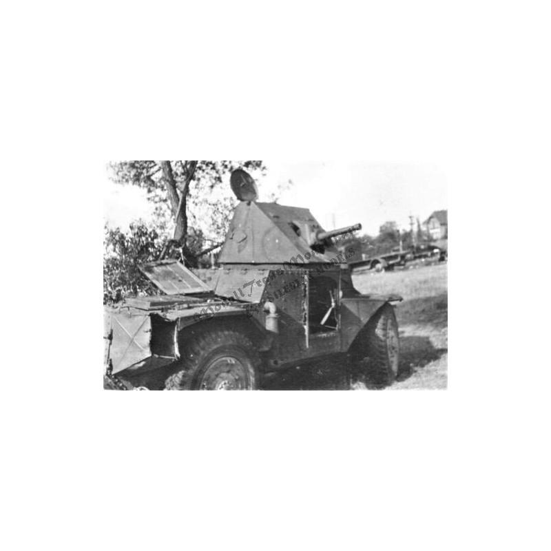 Panhard 178 SA35 47 mm turret.