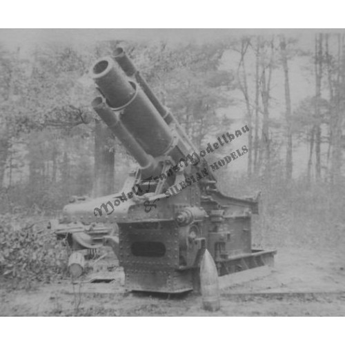 220 mm wz.32 (Skoda) polish morter. Fighting position.